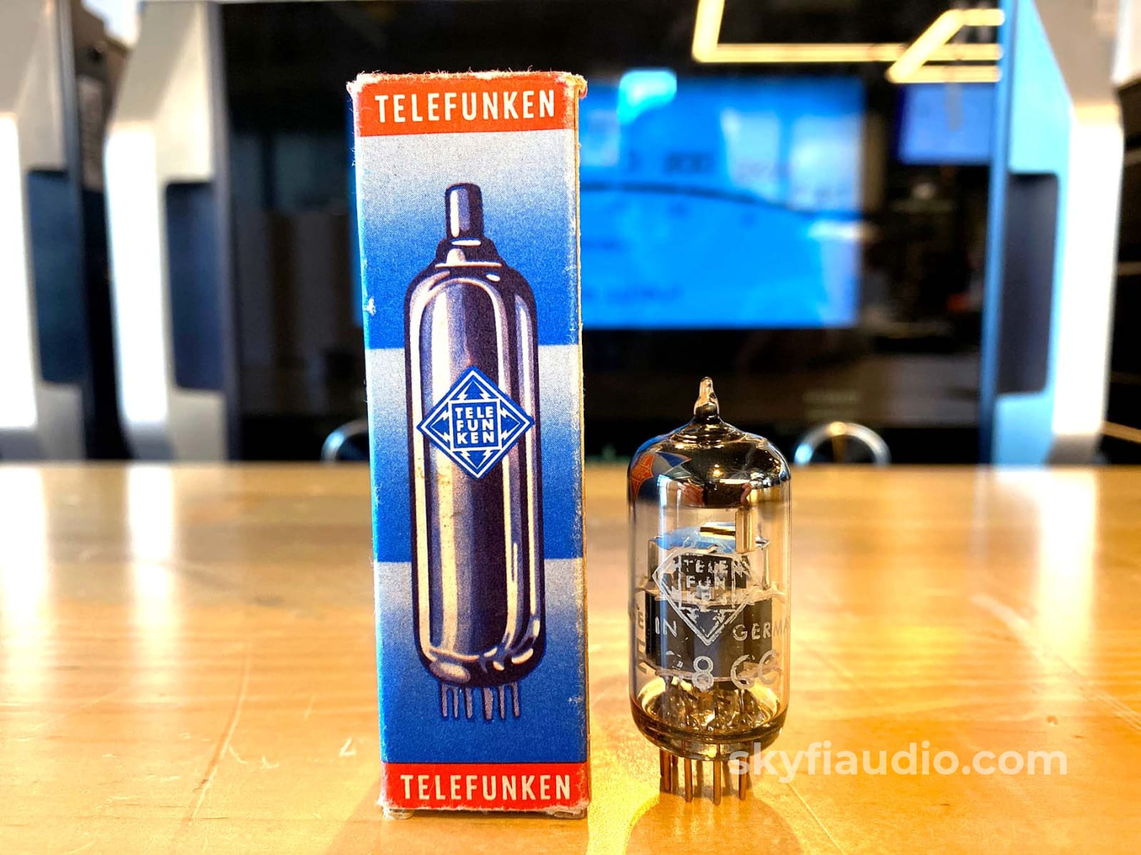 Telefunken E88CC Gold Pin 6922 w/ Original Box - (New Old Stock) - Str