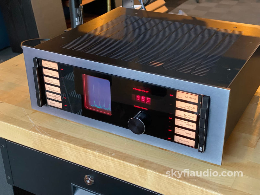 The Sequerra Model No.1 Broadcast Monitor - Best Tuner Ever!