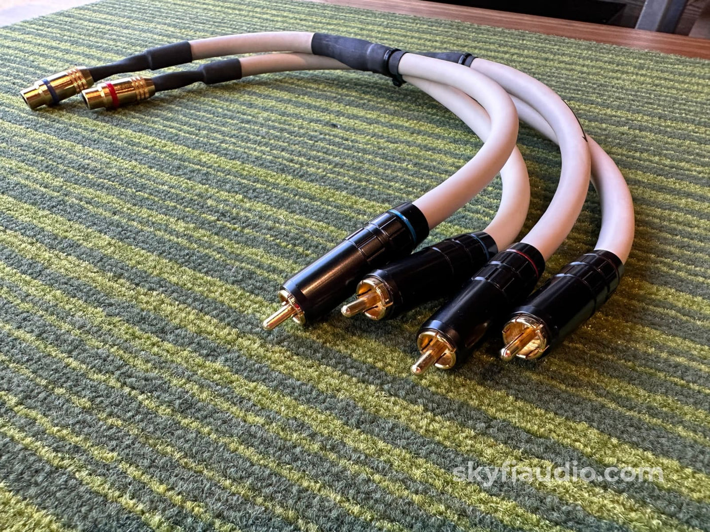 Transparent Y-Splitter RCA Interconnects - Rare, 15", New Old Stock (N