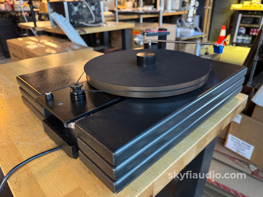 Well Tempered Classic Turntable w/Ortofon Quintet Blue MC Cartridge
