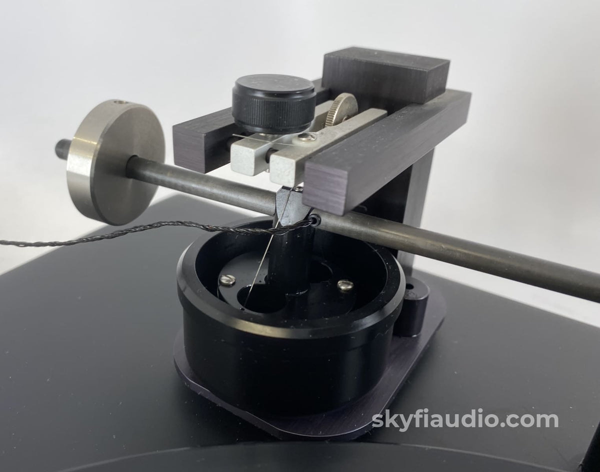 Well Tempered Classic Turntable - With Many Upgrades and Original Dust