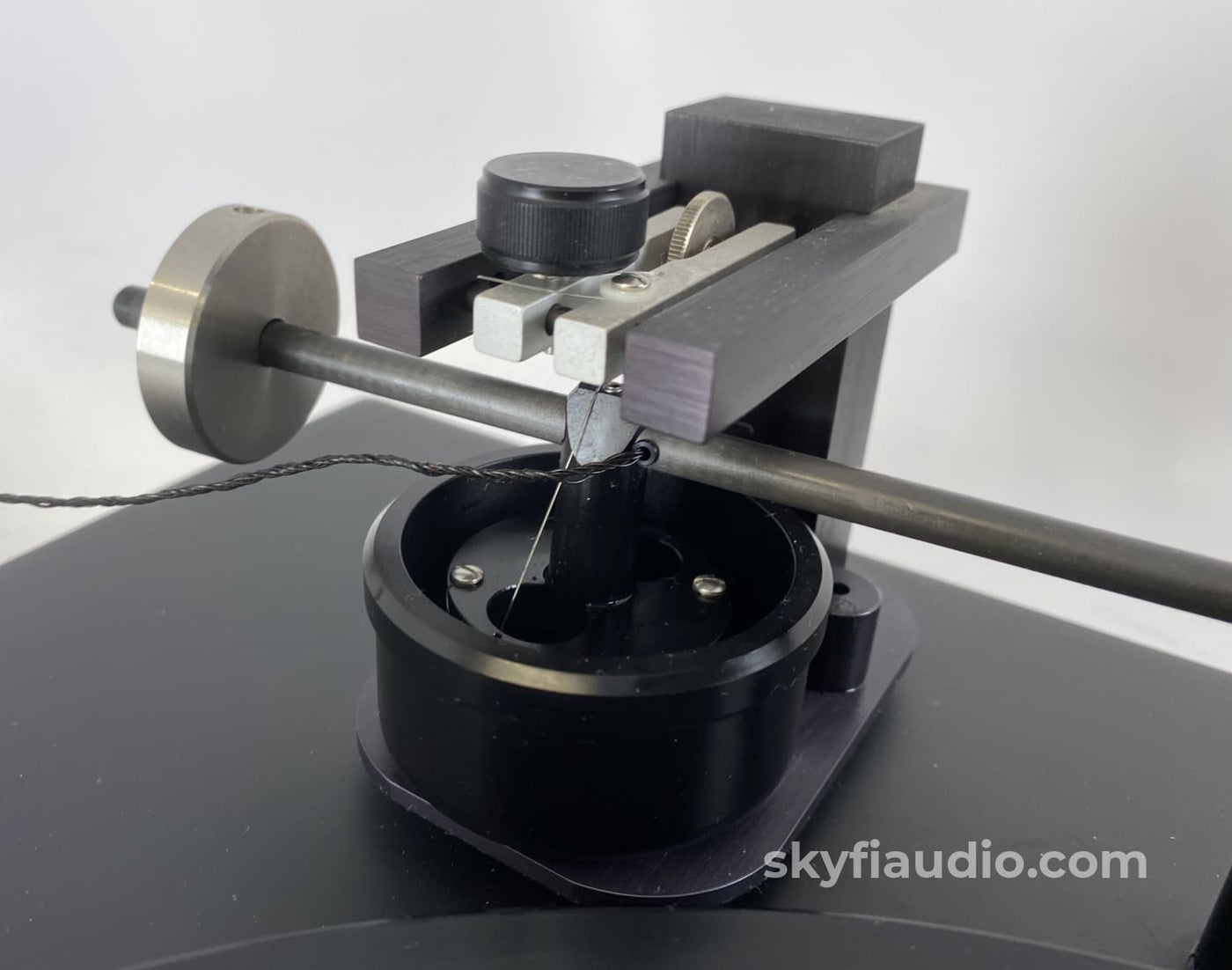 Well Tempered Classic Turntable - With Many Upgrades and Original Dust