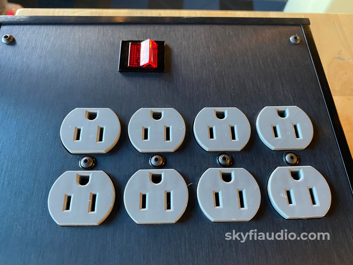 Alpha-Core BP30 Balanced & Symmetrical Power Conditioner - Dick Sequer