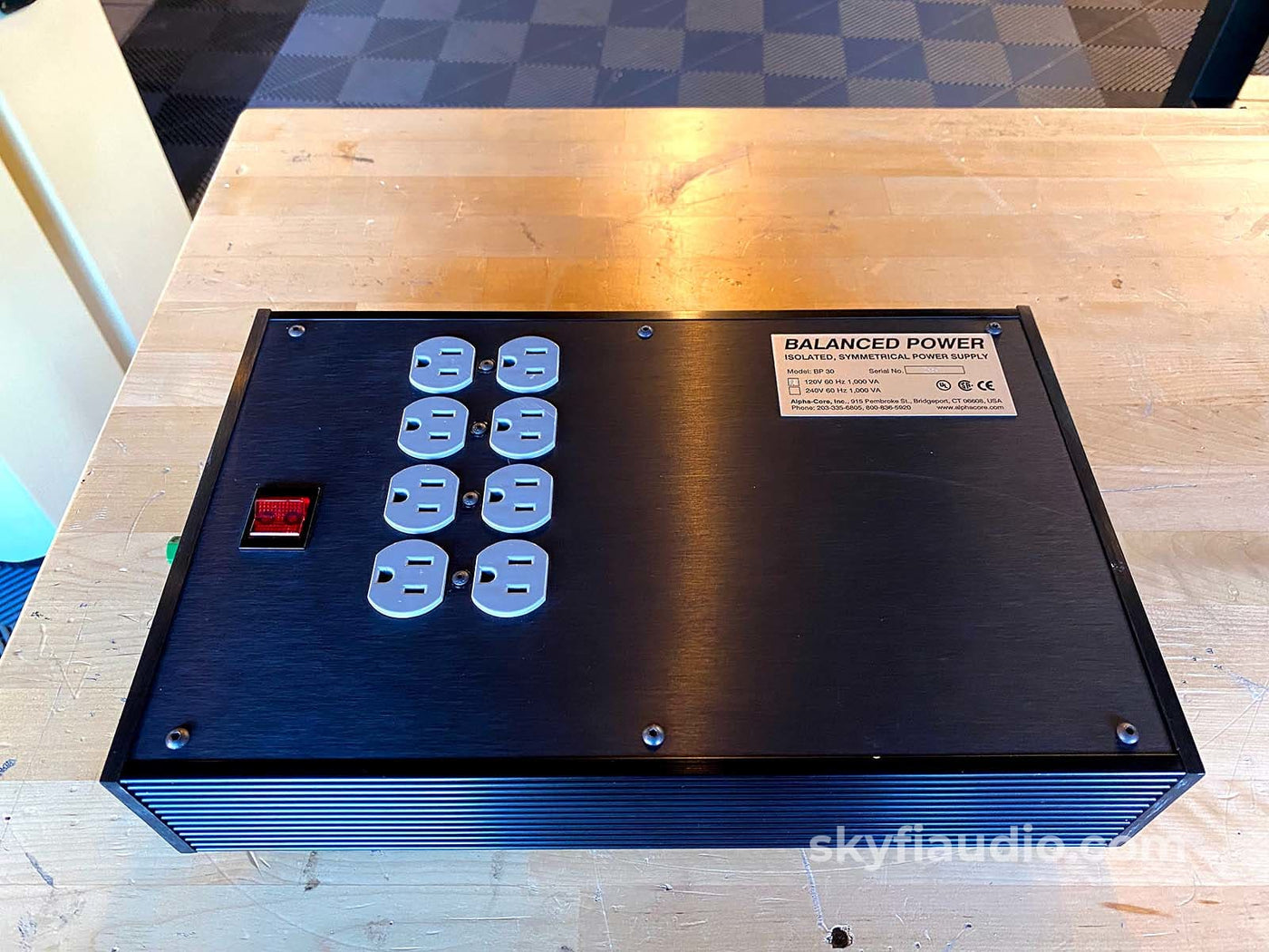 Alpha-Core BP30 Balanced & Symmetrical Power Conditioner - Dick Sequer