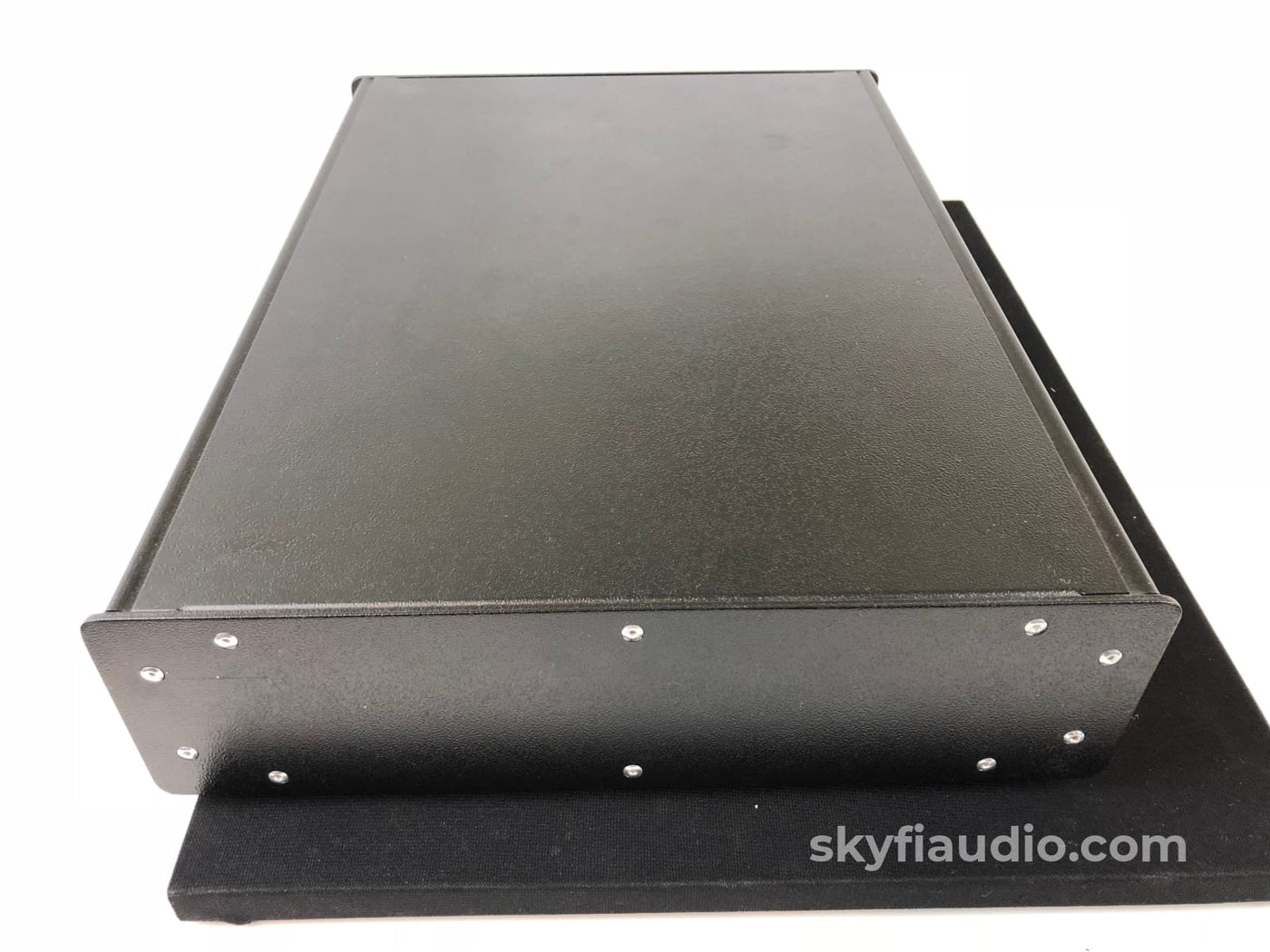 Audio Magic Stealth XXX Power Conditioner - Great Reviews