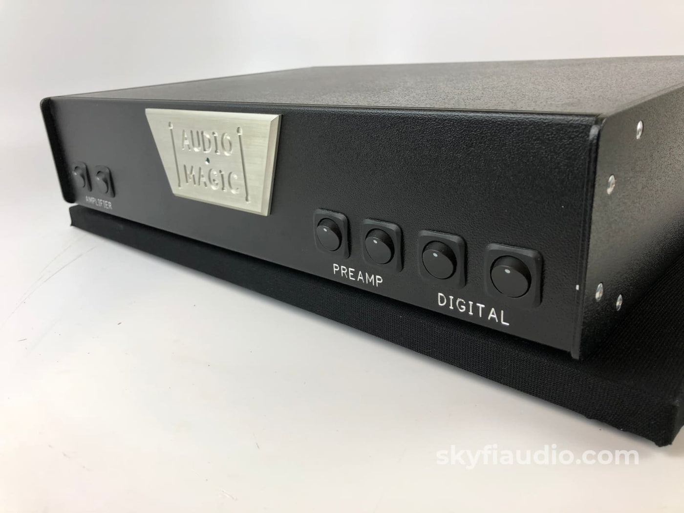 Audio Magic Stealth XXX Power Conditioner - Great Reviews