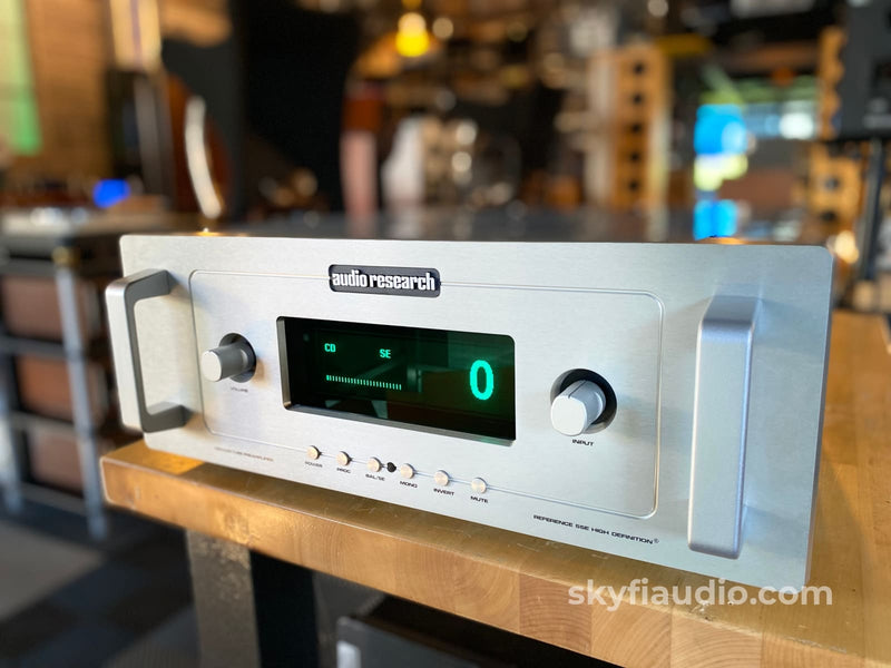 Audio Research Reference 5SE Tube Preamplifier
