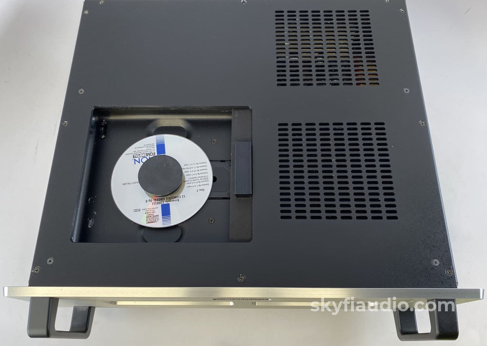 Audio Research Reference CD7 VACUUM TUBE CD Player!