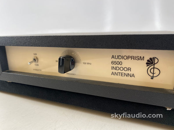 AudioPrism 6500 Tunable FM Indoor Antenna – SkyFi Audio