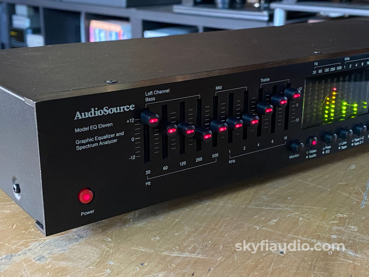 AudioSource EQ 11 Vintage 10-Band Graphic Equalizer w/Spectrum Analyze