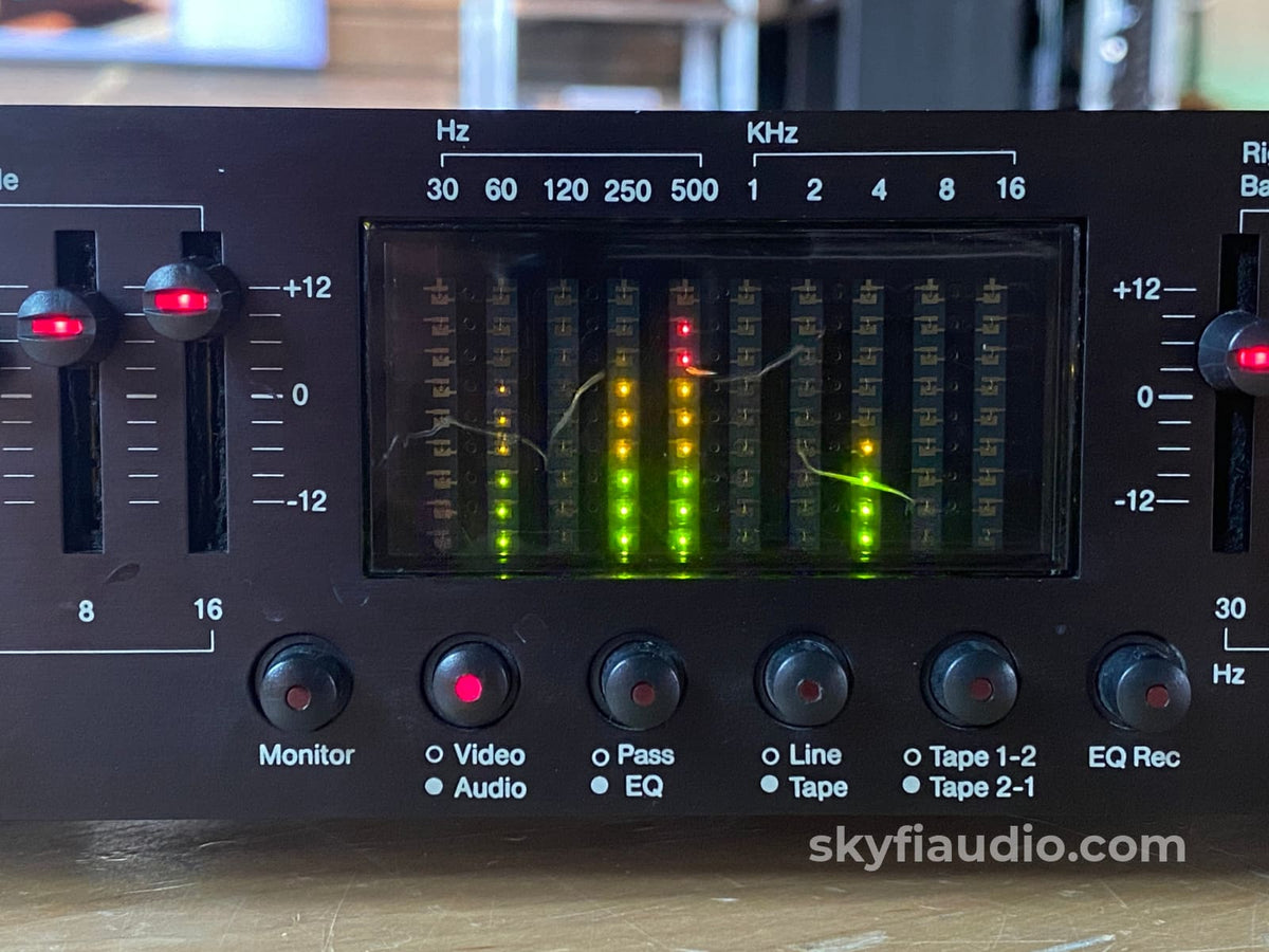 AudioSource EQ 11 Vintage 10-Band Graphic Equalizer w/Spectrum Analyze