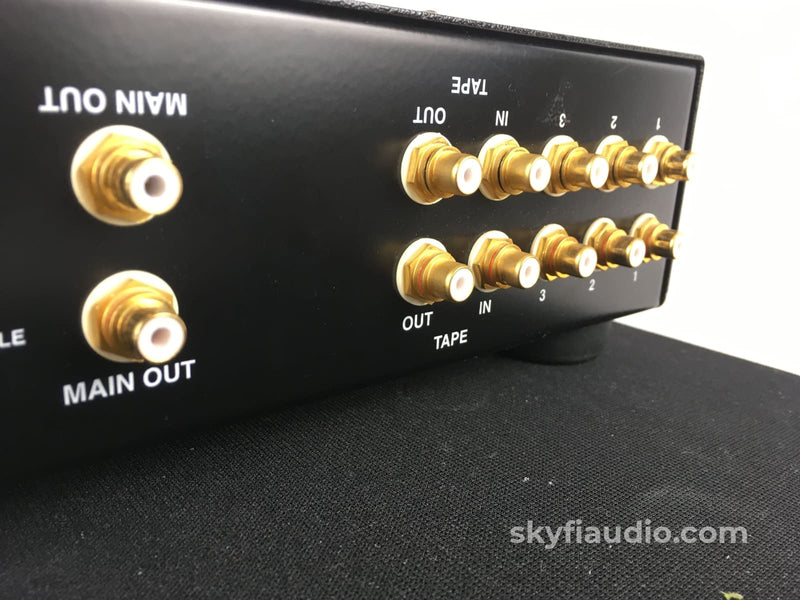 Blue Circle Audio BC21.1 Tube Preamp with Stepped Attenuator – SkyFi Audio