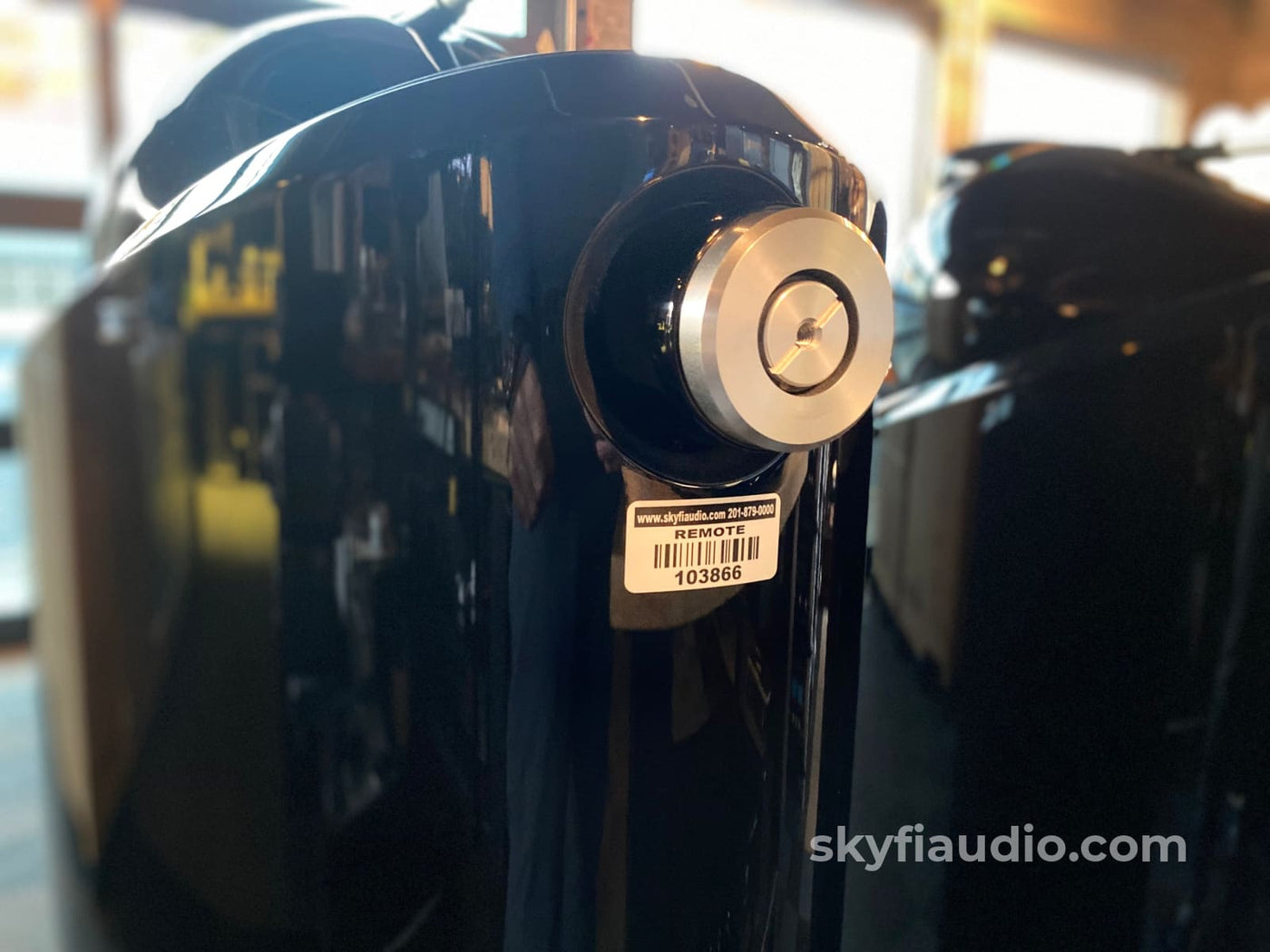 Bowers & Wilkins Nautilus 802D2 Full Range Speakers, Complete