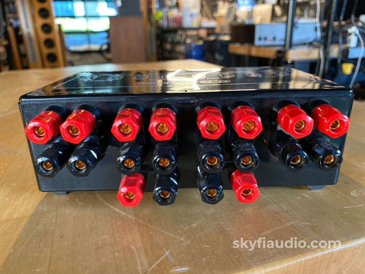 Bryston 4WSB Four-Way Speaker Switch Box - RARE