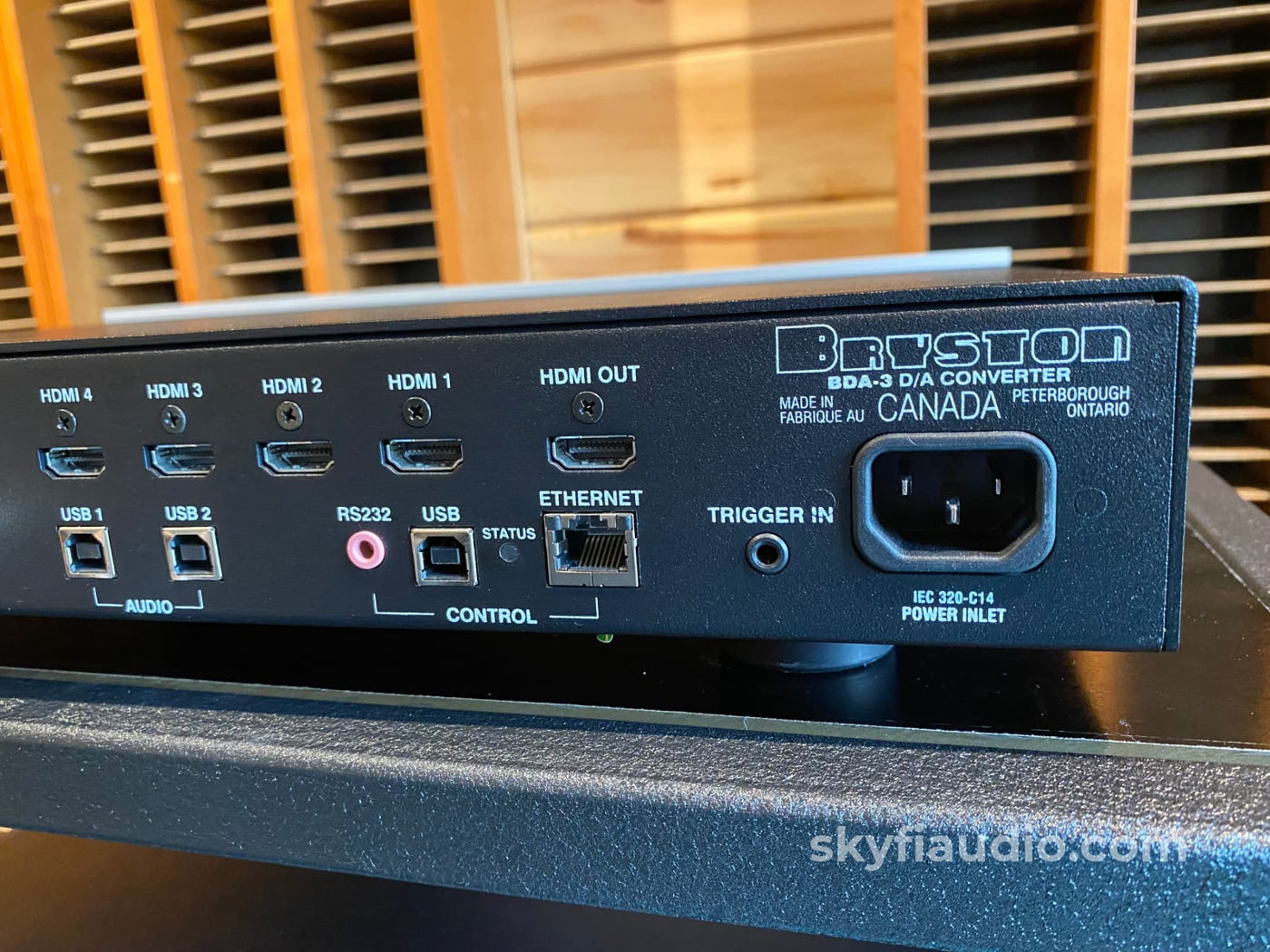 Bryston BDA-3 Digital to Analog Converter (DAC) - DSD x4 Capable - Ste