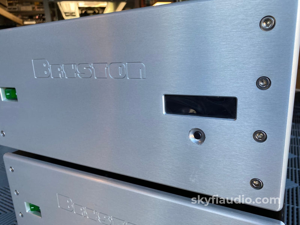 Bryston BIT20 AVR Power Conditioner with Voltage Regulation