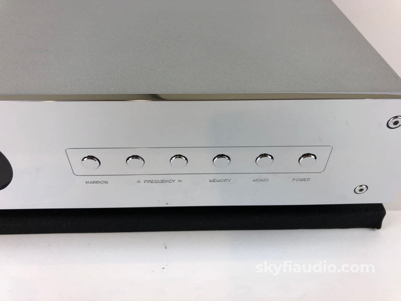 Burmester Rondo Tuner with Manual - Mint! – SkyFi Audio