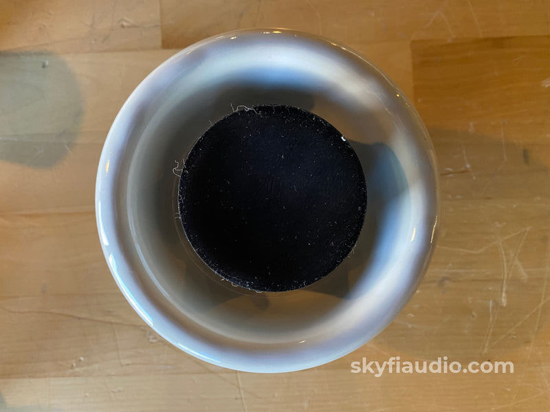 Cable Elevators PLUS+ Elevate your Speaker Cables to the Next Level