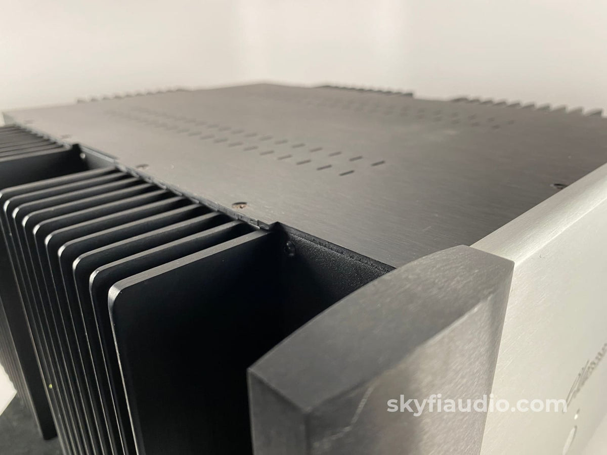 Classe CAV-180 Multichannel Home Theater Amplifier