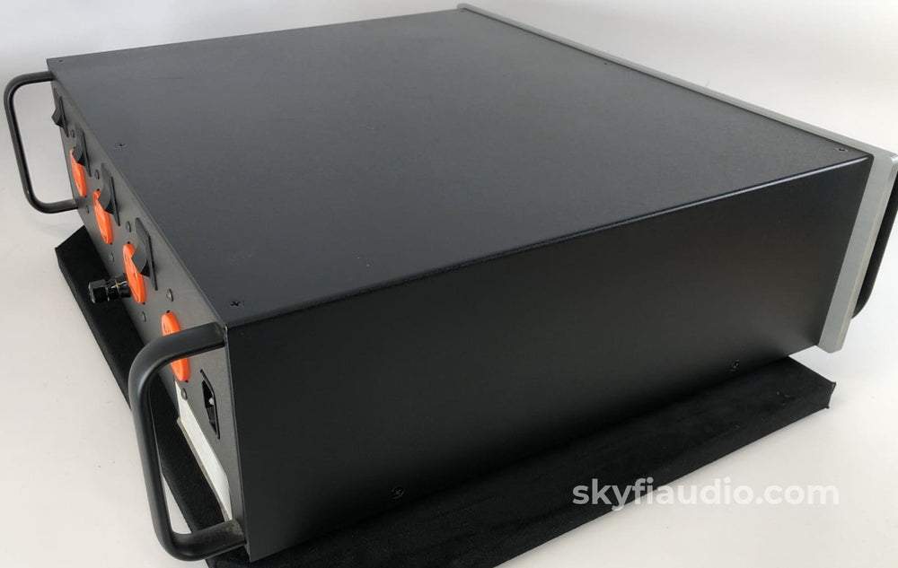 Clear Image Audio T4 Power Line Isolator