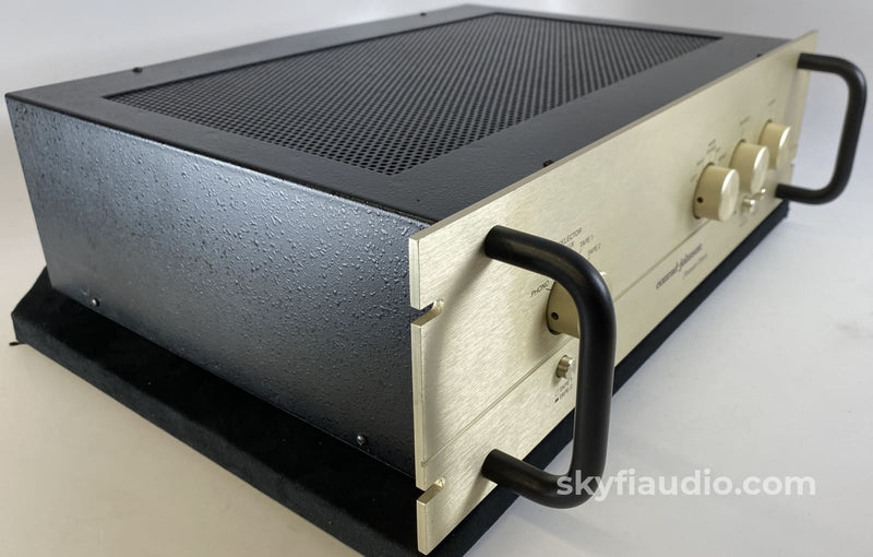 Conrad-Johnson - Premier Three Tube Preamp with Phono Stage - Fully Se ...