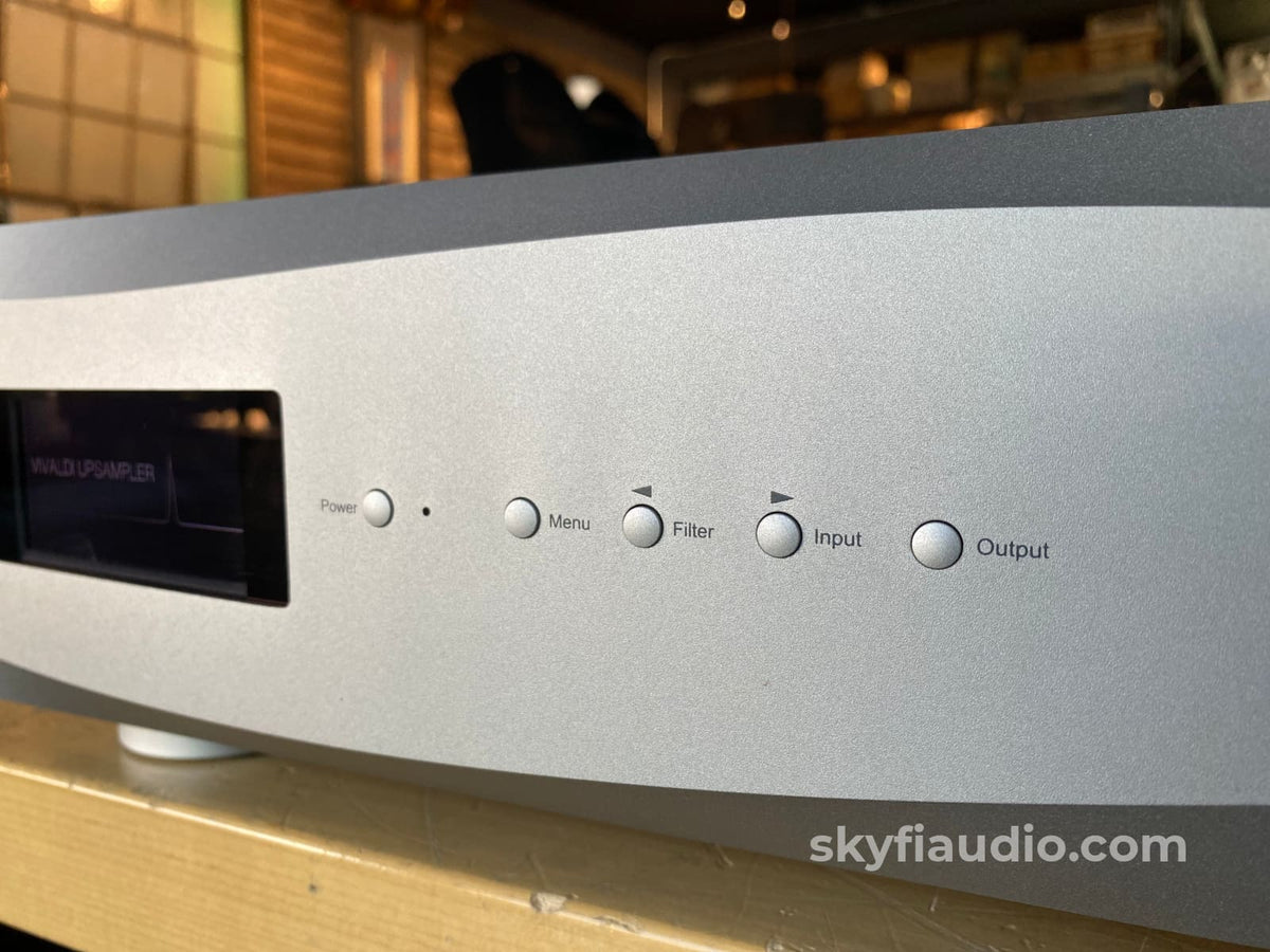 dCS Vivaldi Upsampler Plus (Network Streamer)