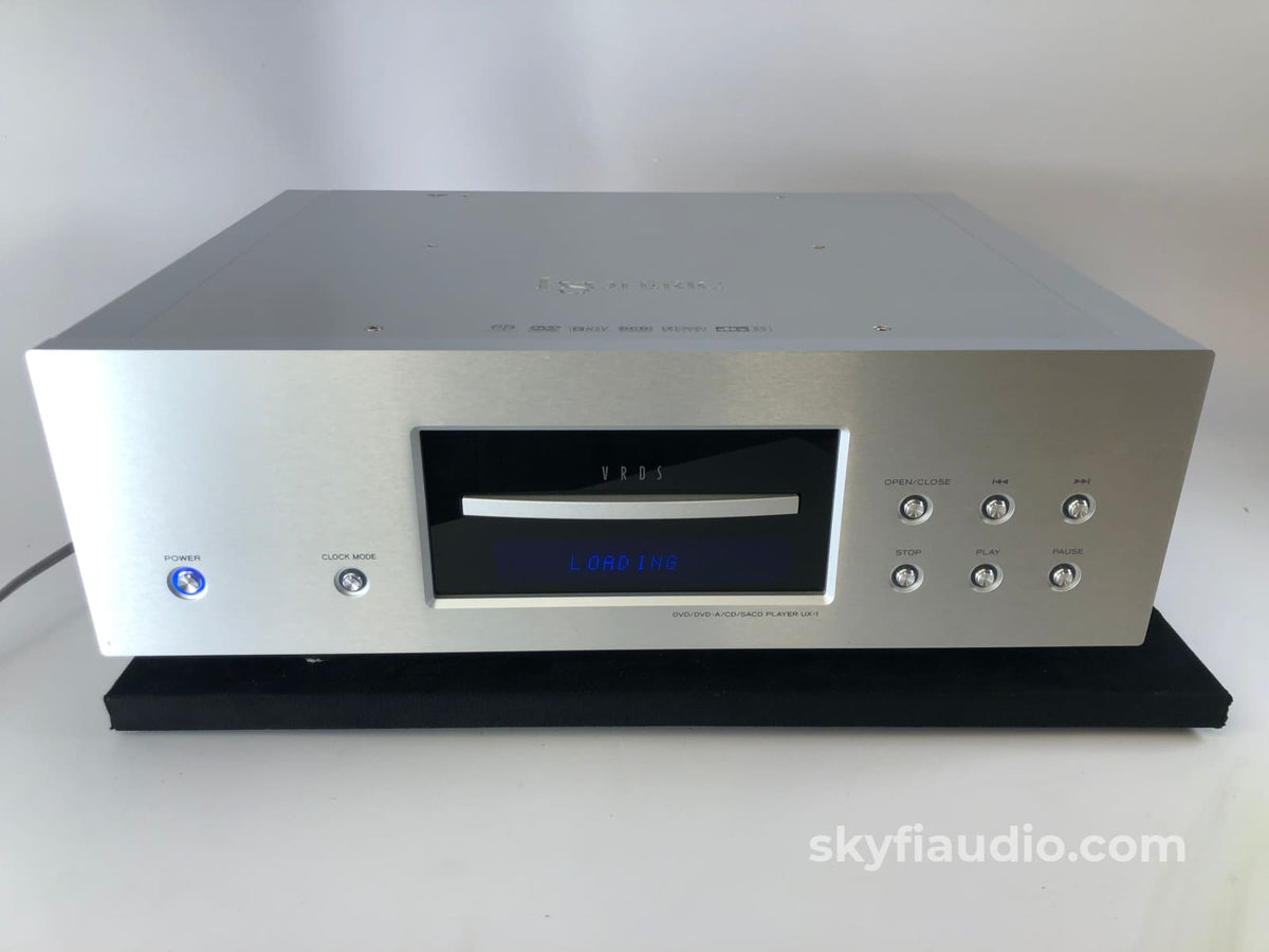 Esoteric UX-1 - SACD / CD / DVD-A / DVD Player - Complete Package