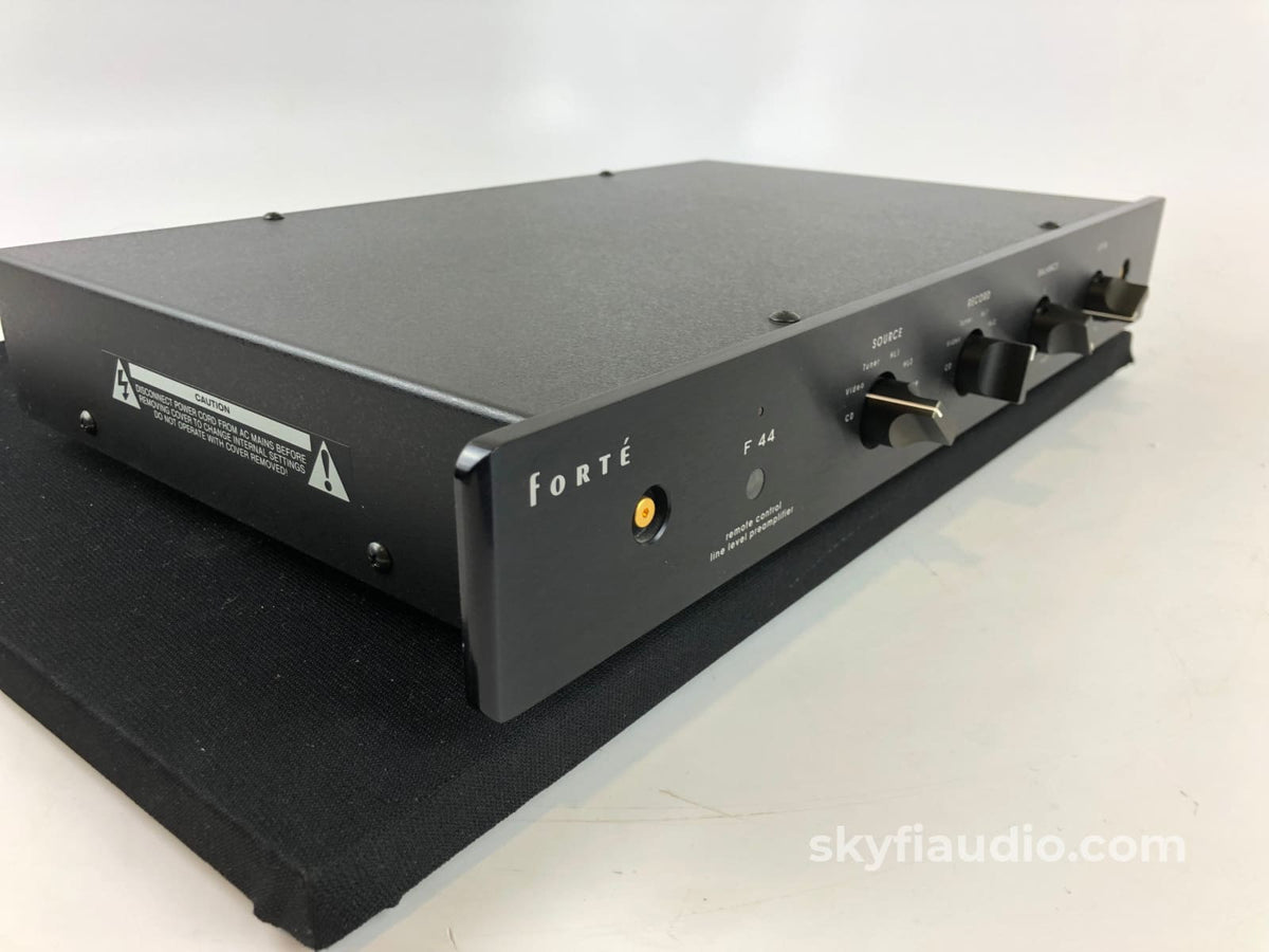 Forte F 44 Preamplifier with Remote - Rare