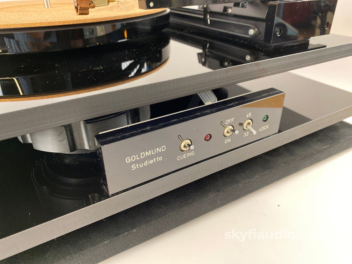 Goldmund Studietto Tangential Turntable with Grado Cartridge