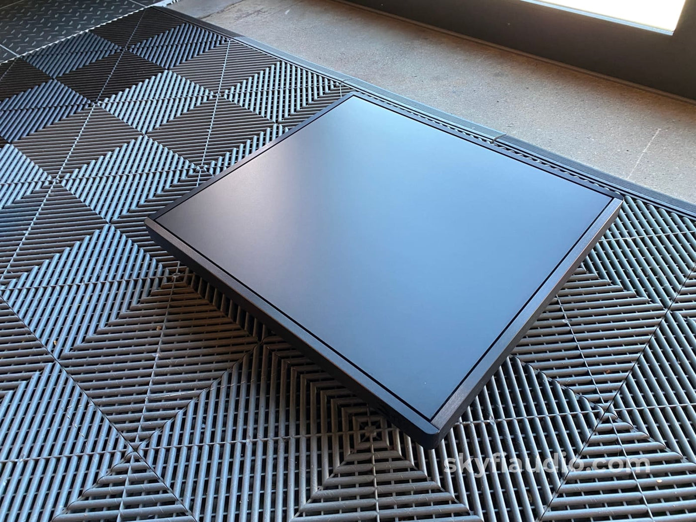 HRS Isolation Base S3-1921 - Large 21" x 19" - Two Available