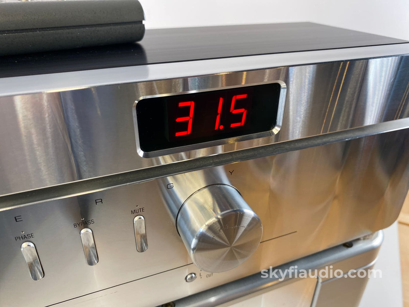 Jeff Rowland Synergy MKII Two Piece Preamplifier with Remote