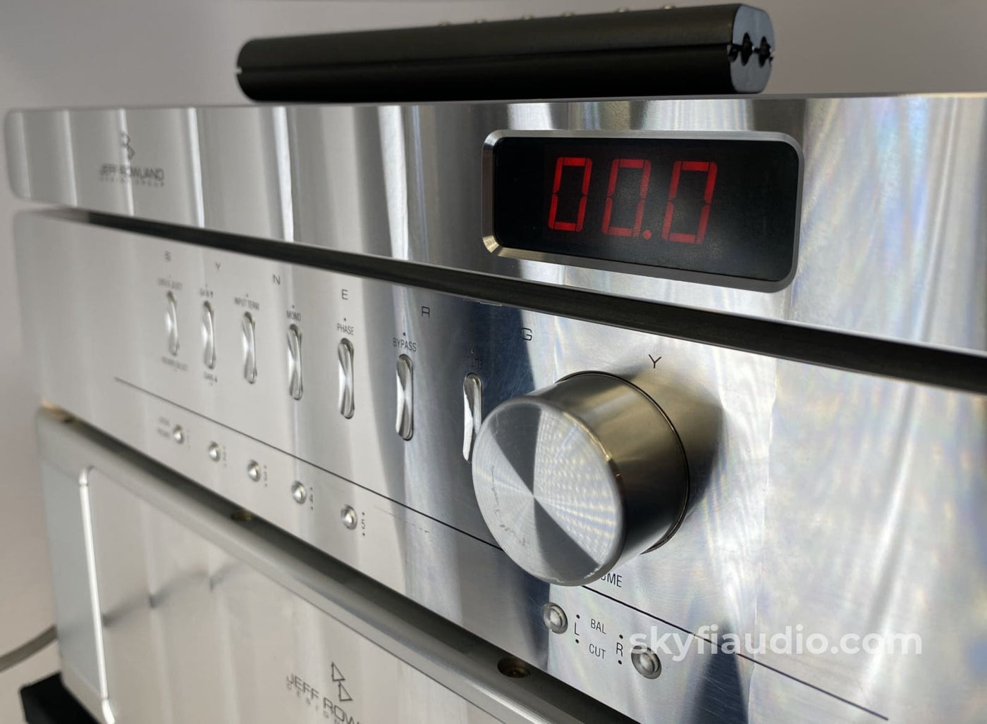 Jeff Rowland Synergy MKII Two Piece Preamplifier with Remote