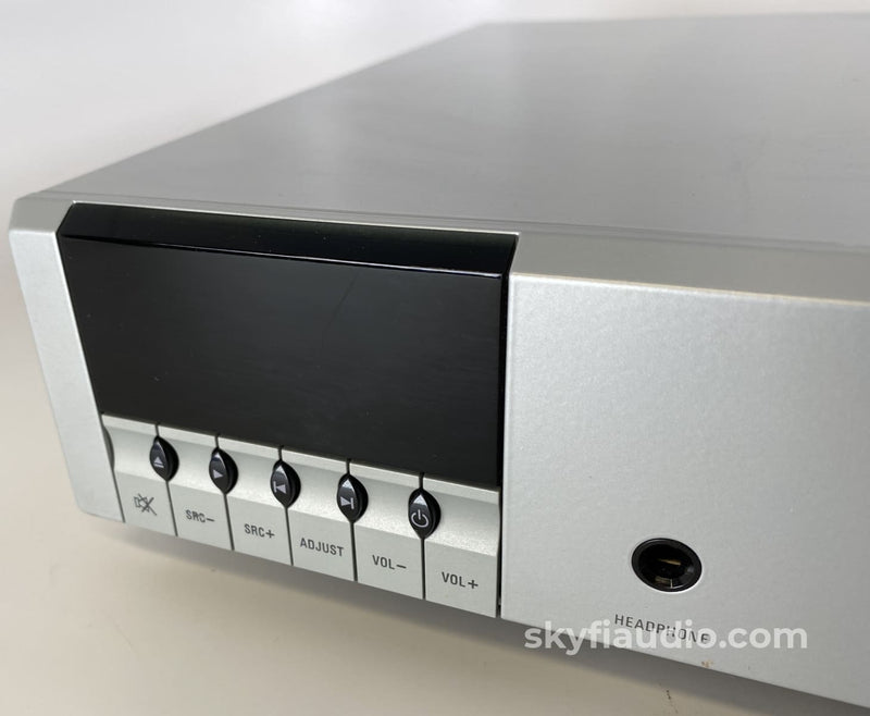 Linn Classik Receiver with Integrated CD Player and Remote