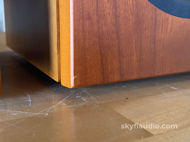 Linn Tukan Bookshelf Speakers In Teak - Made in the UK – SkyFi Audio