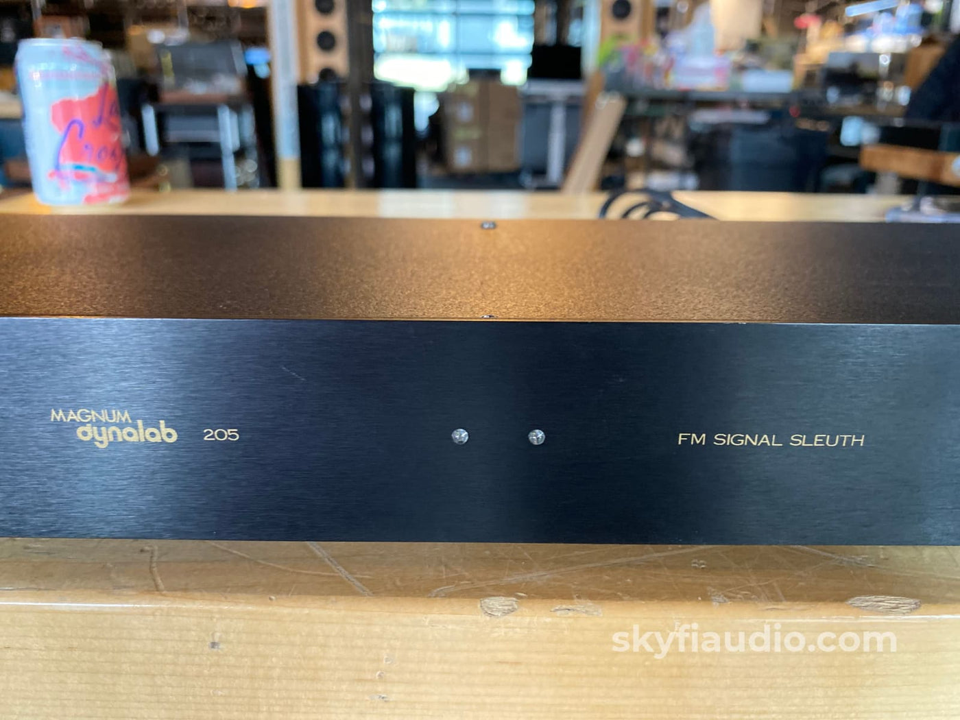 Magnum Dynalab MD 205 Signal Sleuth FM Amplifier