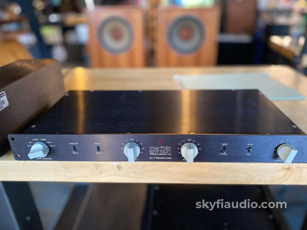 Mark Levinson ML-7 Vintage Preamplifier with Phono Section - Super Cle