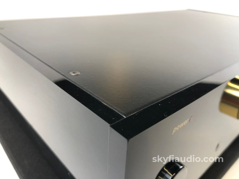 MBL 4004 Preamp with Remote - Super Rare! – SkyFi Audio