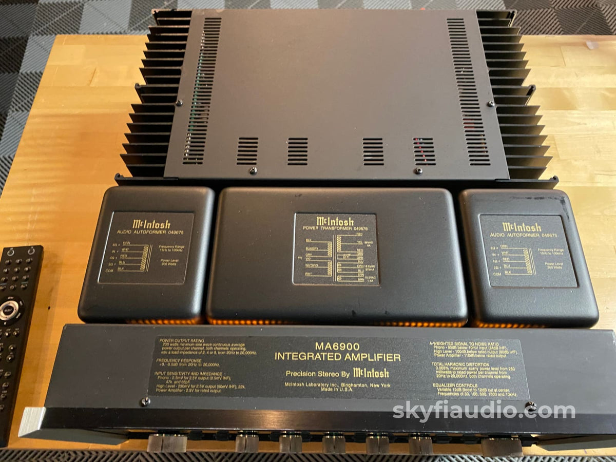 Mcintosh MA6900 Integrated Amplifier - All Analog! Built-In Phono