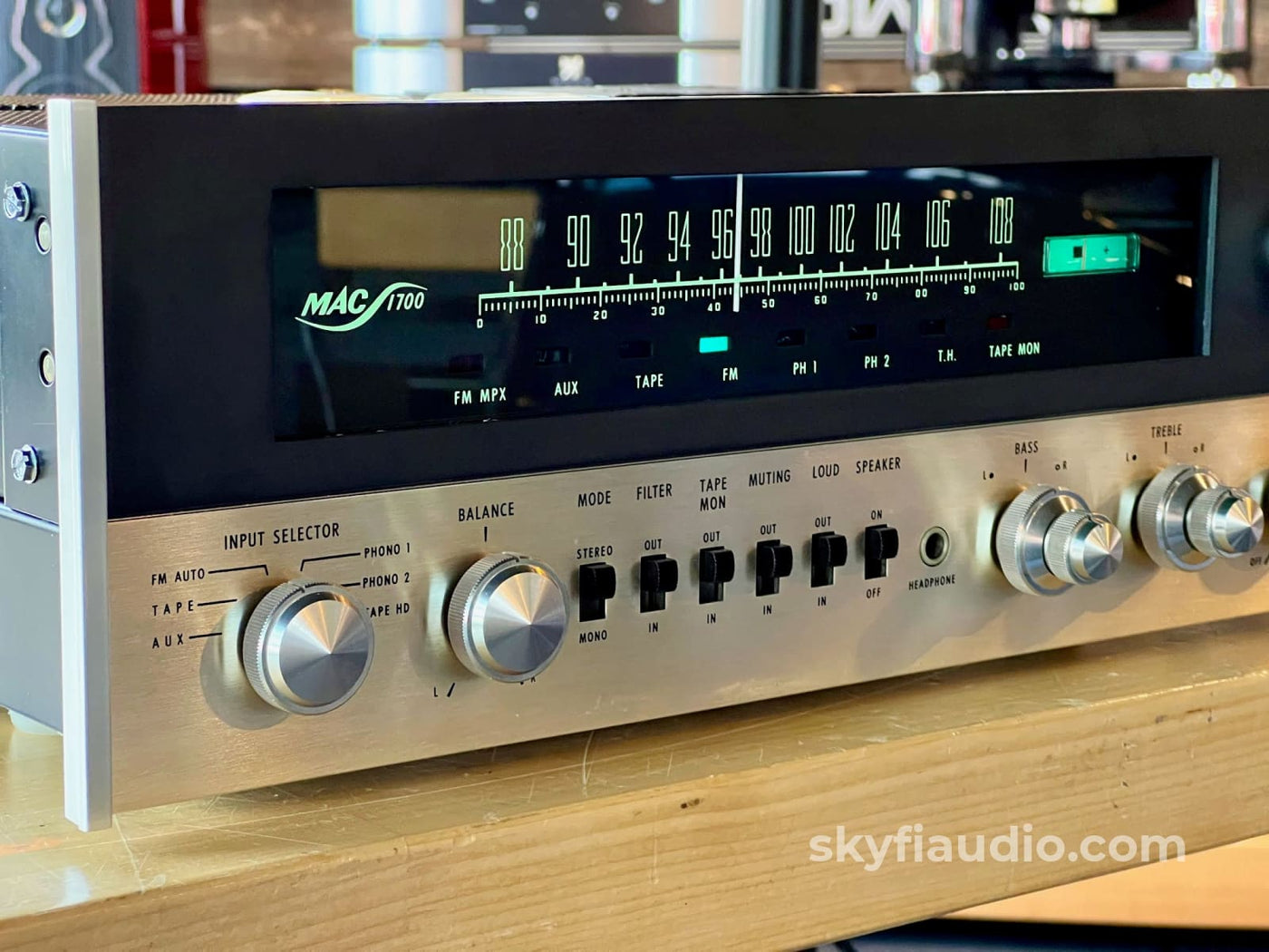 McIntosh MAC1700 Vintage Tube/Transistor Receiver