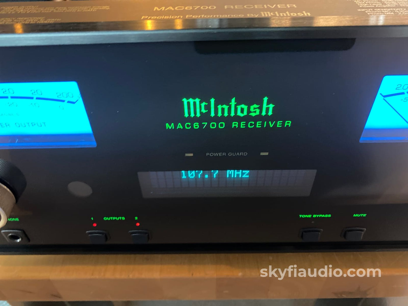 McIntosh MAC6700 Solid State Receiver With HD FM/AM Radio, DAC, MC/MM