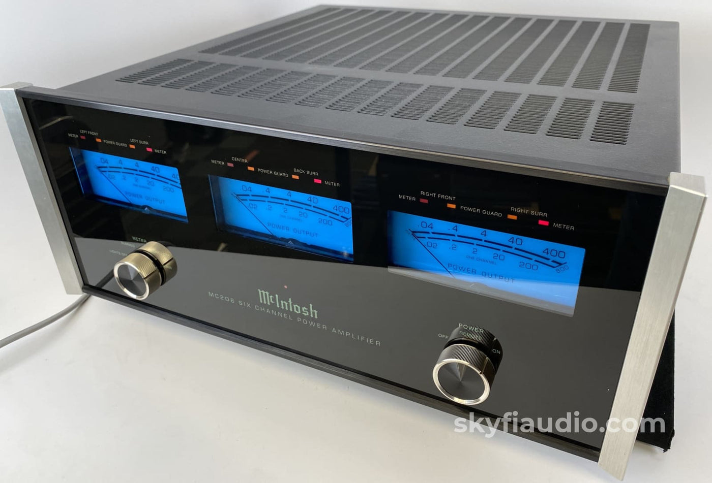 McIntosh MC206 - 6 Channel Audiophile Power Amplifier - 120W x 6!