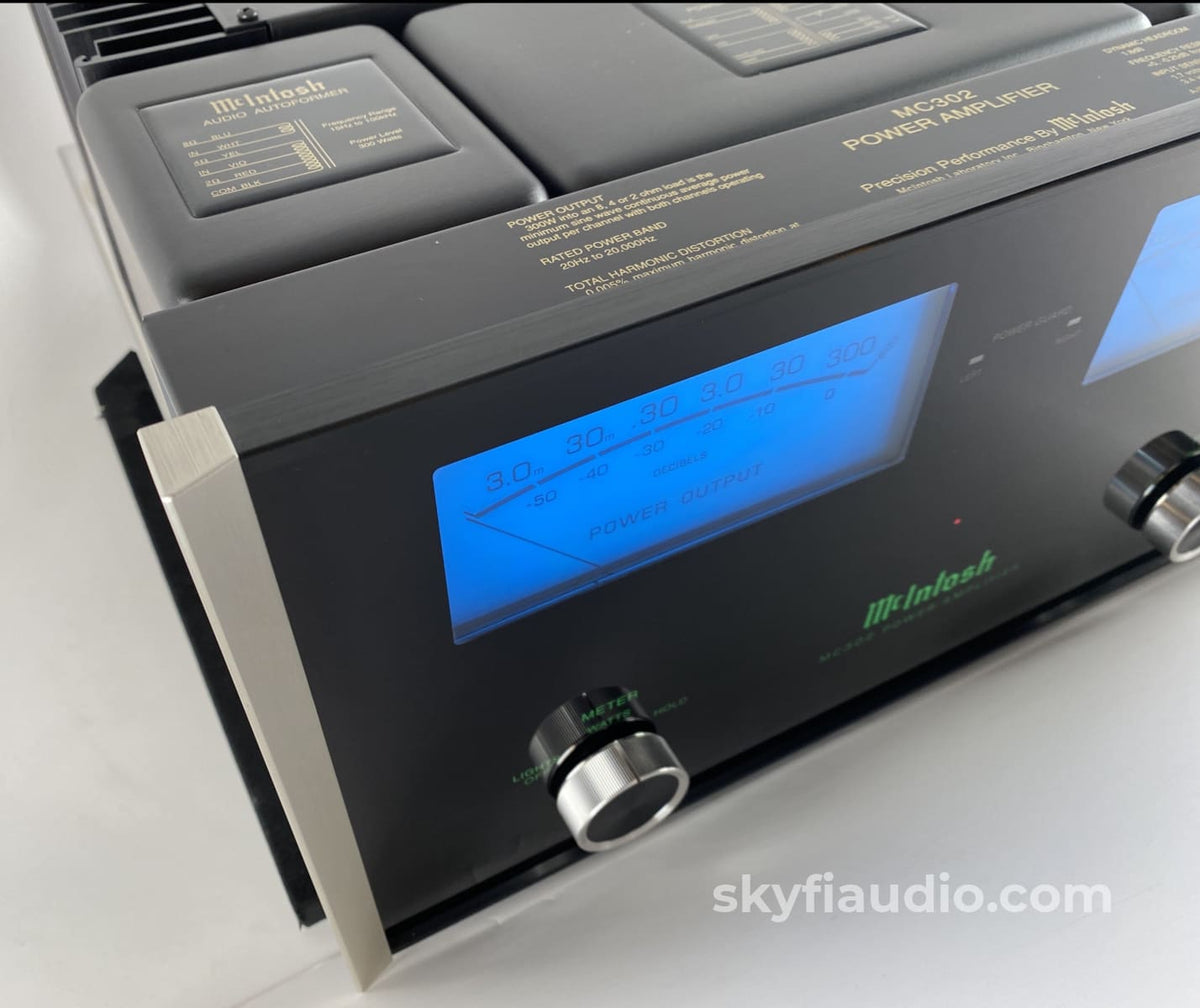 McIntosh MC302 Solid State Amplifier - WOW