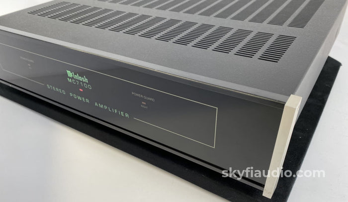 McIntosh MC7100 - Compact Yet Powerful Stereo Amplifier