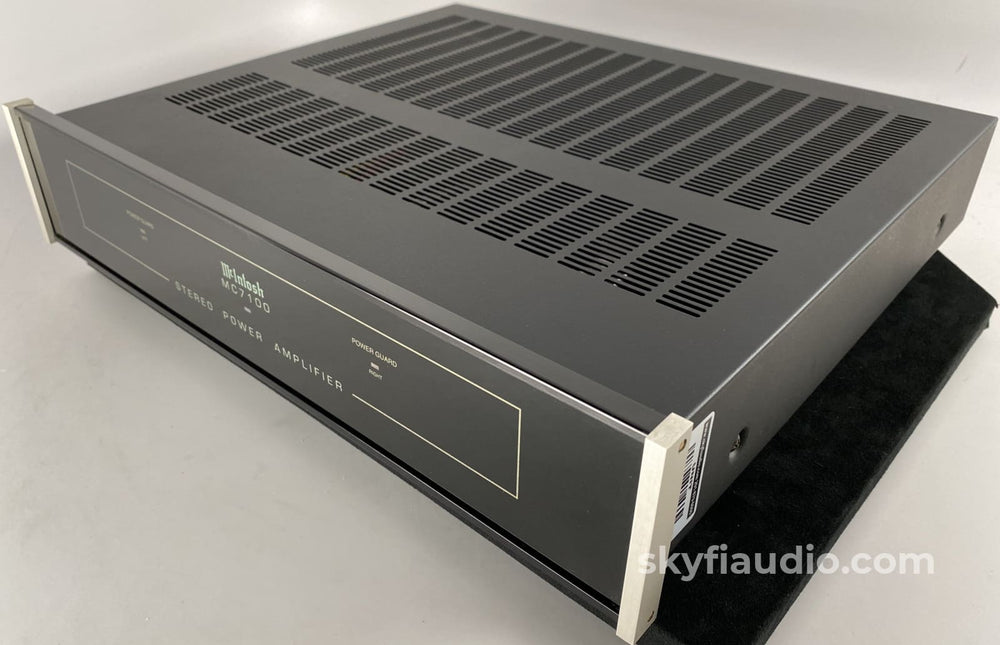 McIntosh MC7100 - Compact Yet Powerful Stereo Amplifier