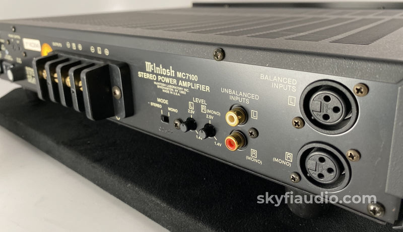 McIntosh MC7100 - Compact Yet Powerful Stereo Amplifier