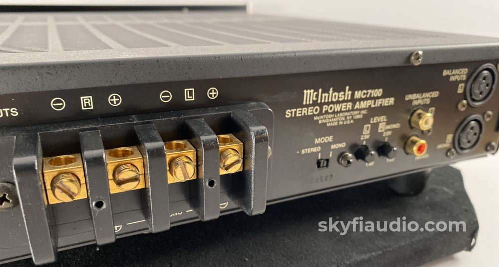 McIntosh MC7100 - Compact Yet Powerful Stereo Amplifier