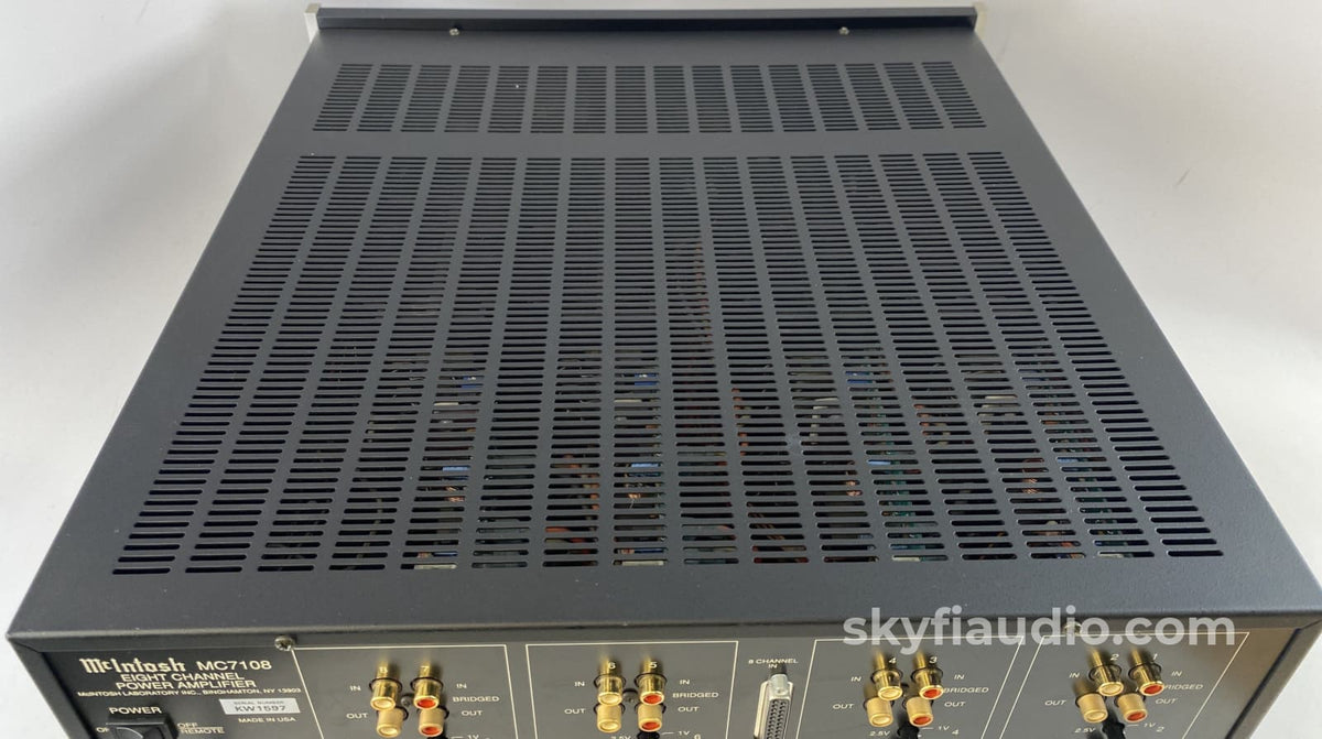 McIntosh MC7108 - 8 Channel Amplifier - Configurable and Near Mint