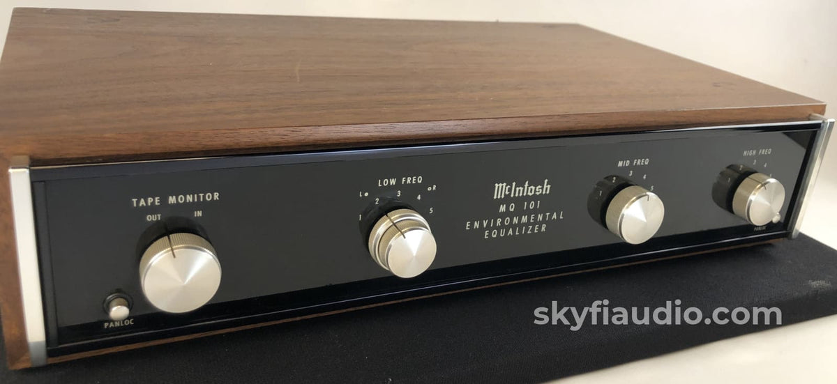 McIntosh MQ-101 Environmental Equalizer in Wood Case