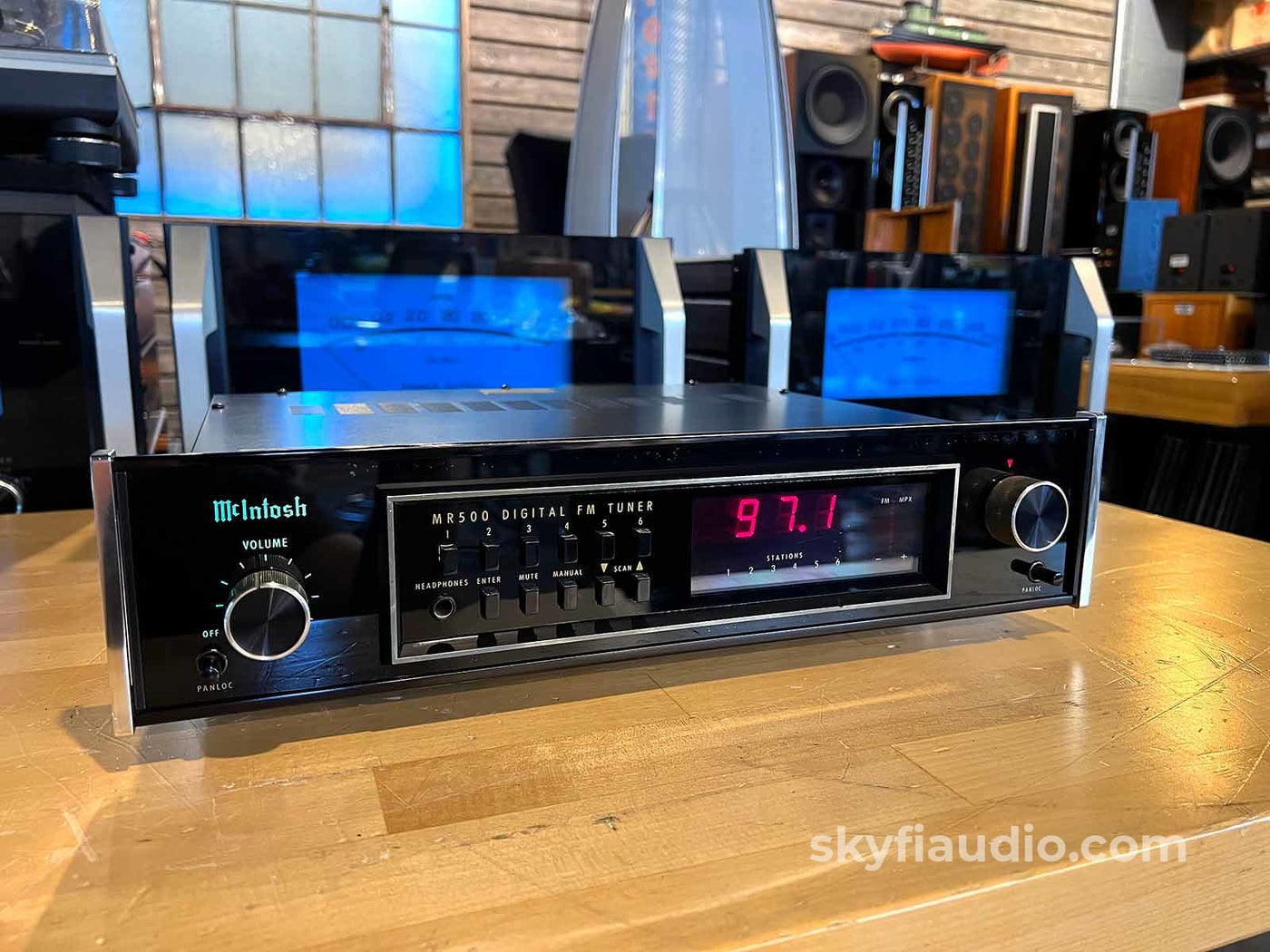 McIntosh MR500 Vintage FM Tuner - Serviced