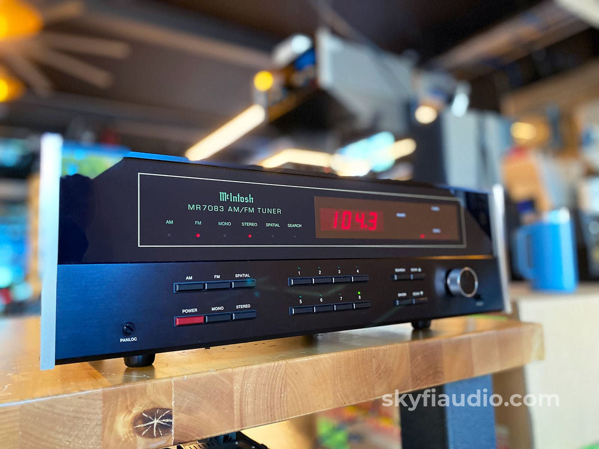 McIntosh MR7083 AM/FM Digital Tuner - New Glass - Wide Edition